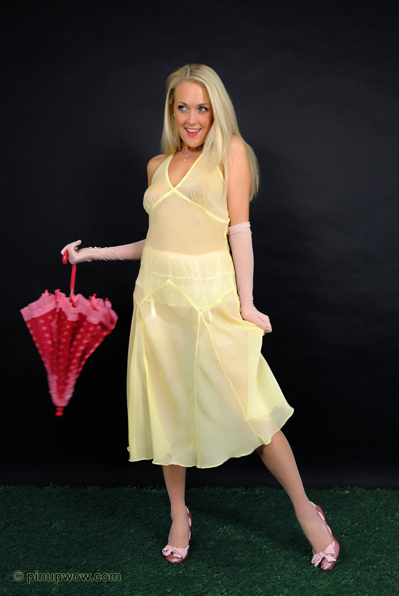 Lucy-Anne in Sudden Downpour (photoset) – pinupwow.mobi