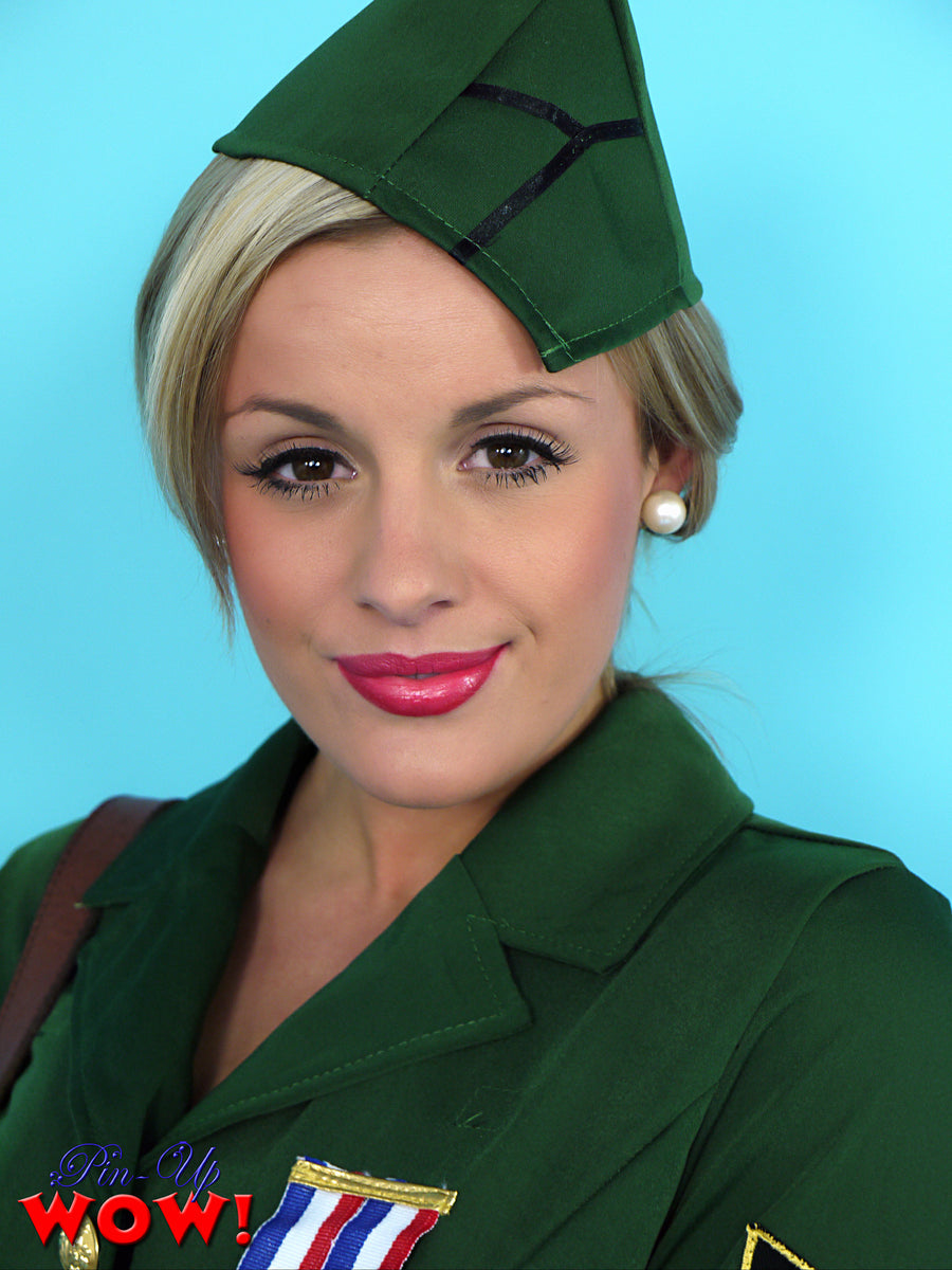 Amy Green in Teasedale Parade (intimate photoset) – pinupwow